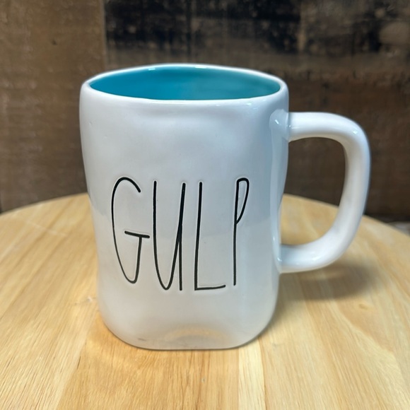 Rae Dunn | Kitchen | Rae Dunn Gulp Oversized White Coffeetea Mug 475 ...